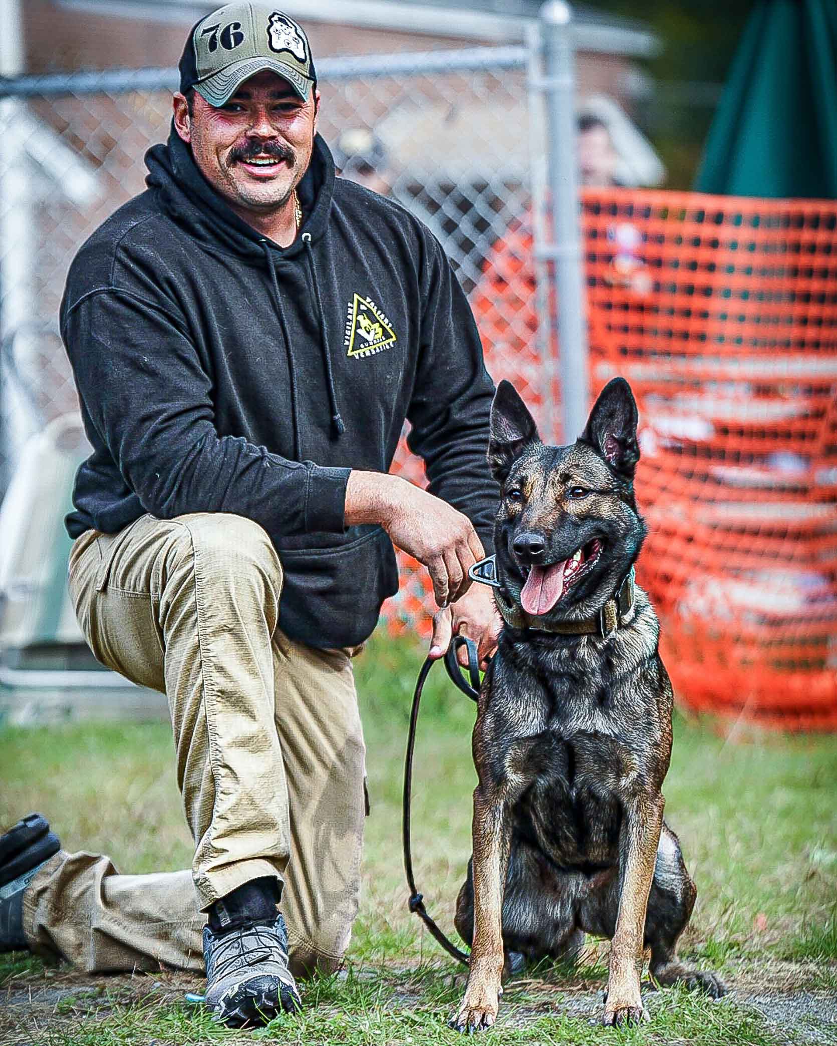 About - v3gundogs.com